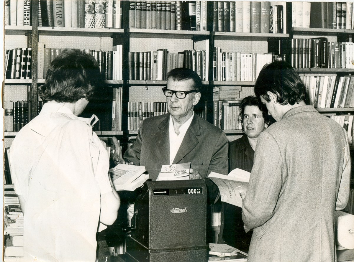 Predrag Finci: Prodavaonica starih knjiga | radio gornji grad