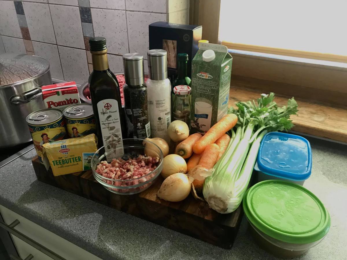 Alan Meniga: How to make ragù alla bolognese | radio gornji grad